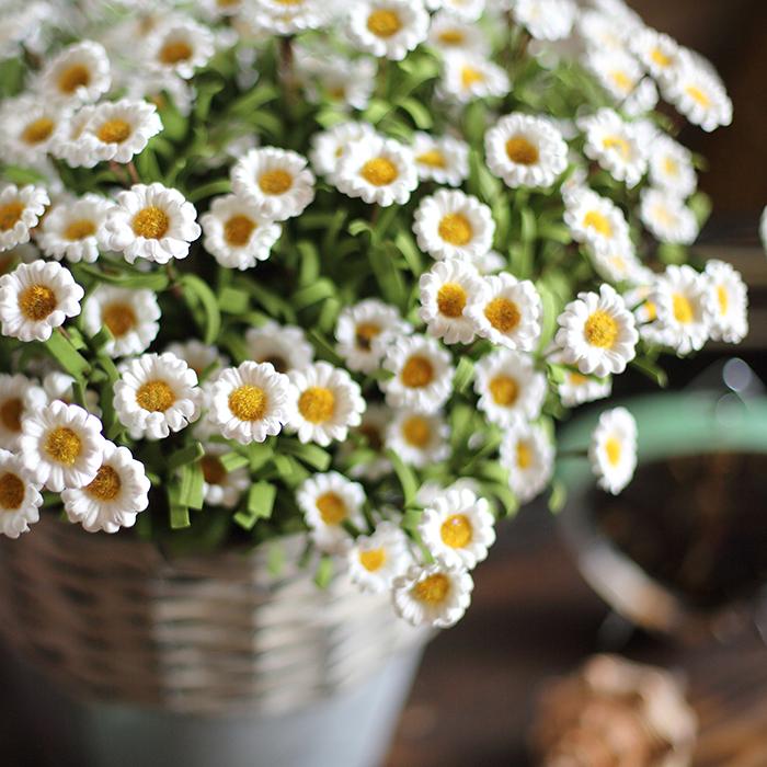 Faux Silk Artificial Flower Eco PE Small Daisy Stem Set in White 15" T ...